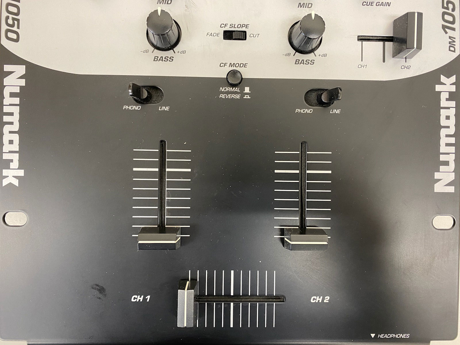 【中古品】Numark/DJミキサー/DM1050 -DJ機材アナログレコード専門店OTAIRECORD